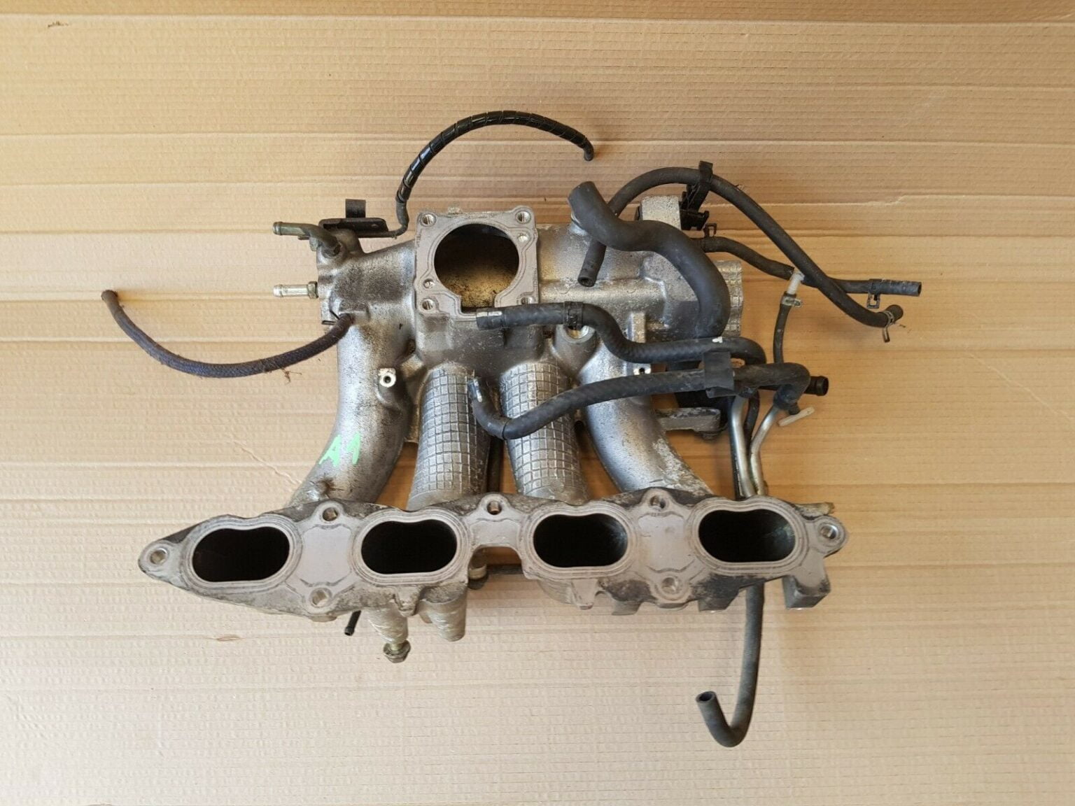 INTAKE MANIFOLD CELICA GT4 ST205 - GT4 HEAVEN